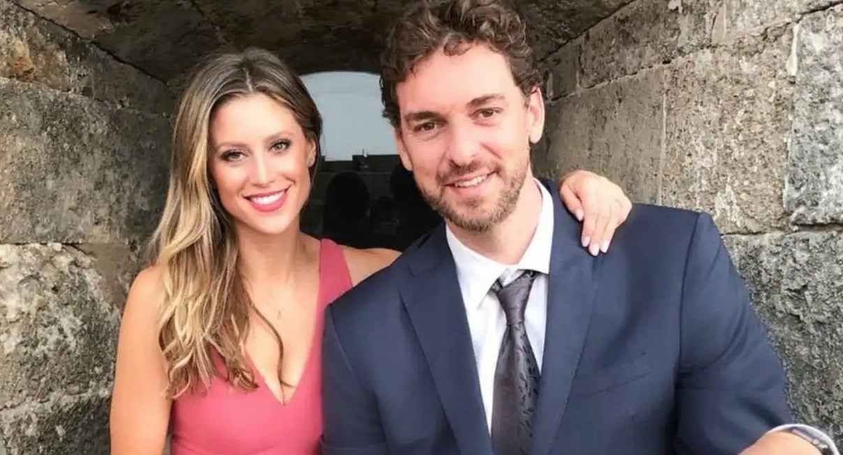 Pau Gasol muestra a su familia en una fotografía inédita y las piernas ...